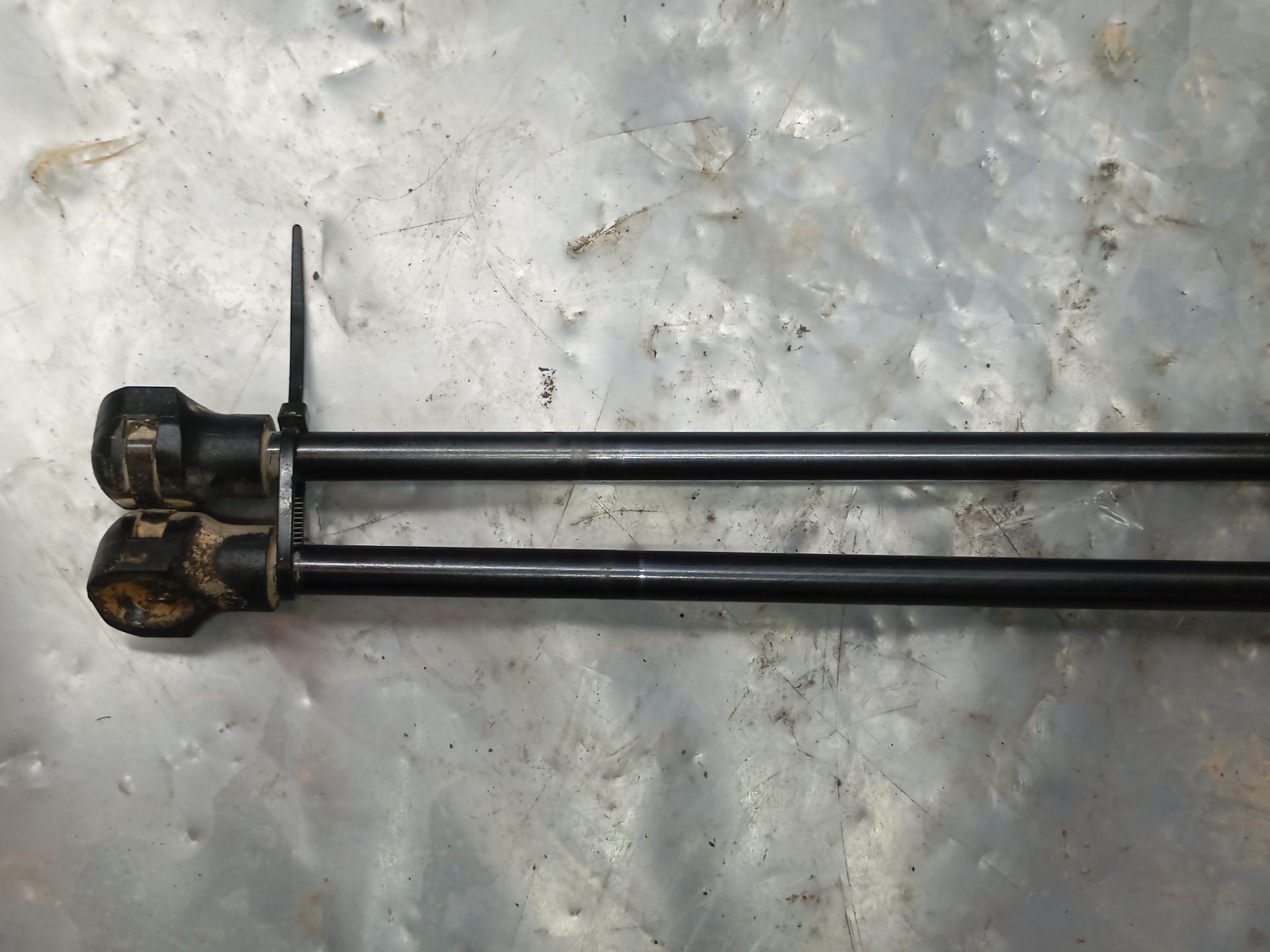 654706489R AMMORTIZZATORE COFANO / 1974030 PER RENAULT KANGOO EXPRESS ...